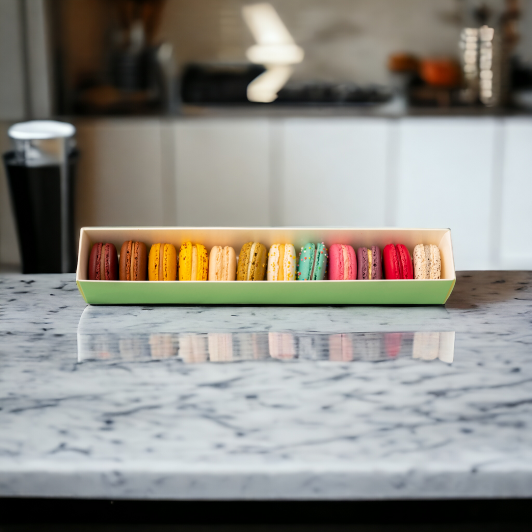 Macarons & Individual Cakes – La Boulangerie